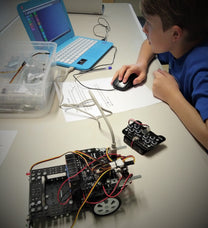 Robotics Classes for Kids in Enfield – Thinklum Robotics Club